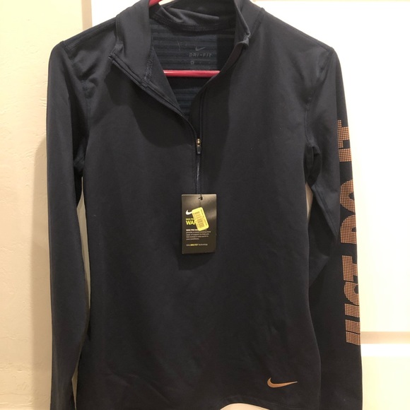 Nike | Tops | Womens Nike Pullover | Poshmark